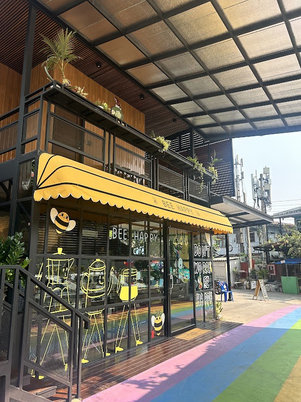 Bang Nam Phueng Floating Market — Bangkok, Thailand